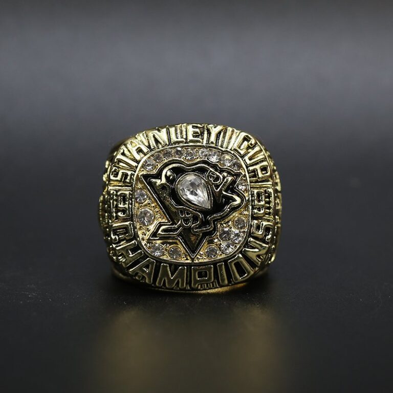 Philadelphia Flyers 1974 Bobby Clarke NHL Stanley Cup championship ring ...