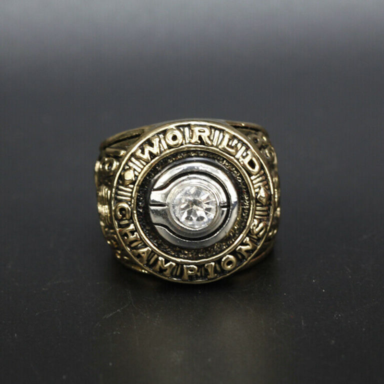 Boston Celtics 1960 Bill Russell NBA championship ring replica - MVP Ring
