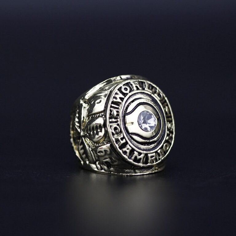 Boston Celtics 1962 Bill Russell NBA championship ring replica - MVP Ring