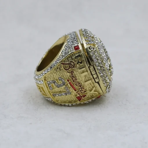 2021 Atlanta Braves MLB championship ring & MLB Commissioner’s Trophy ...