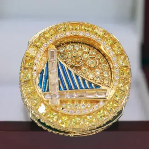 2022 Golden State Warriors NBA championship ring replica with custom ...