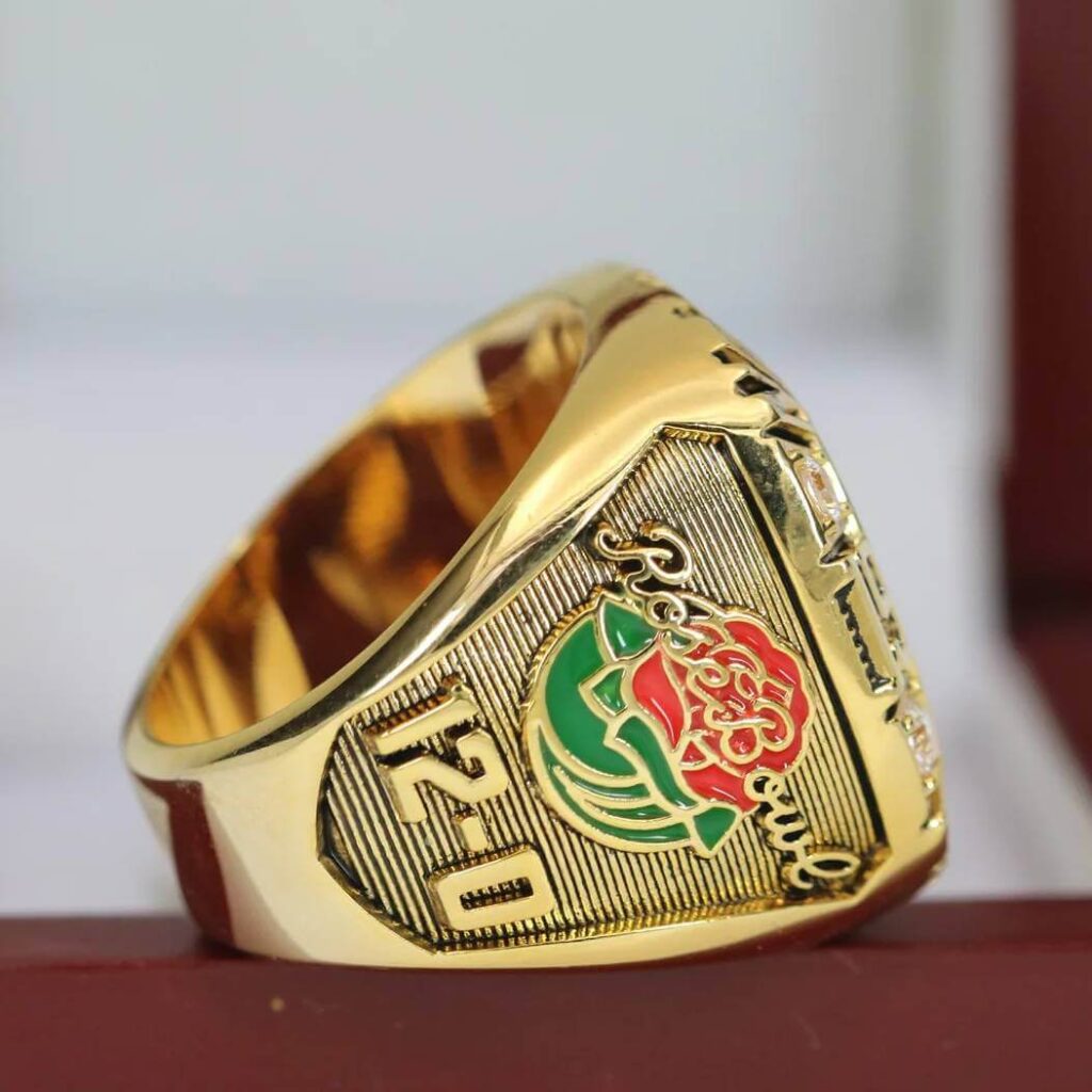 1997 Michigan Wolverines National championship ring replica with custom ...