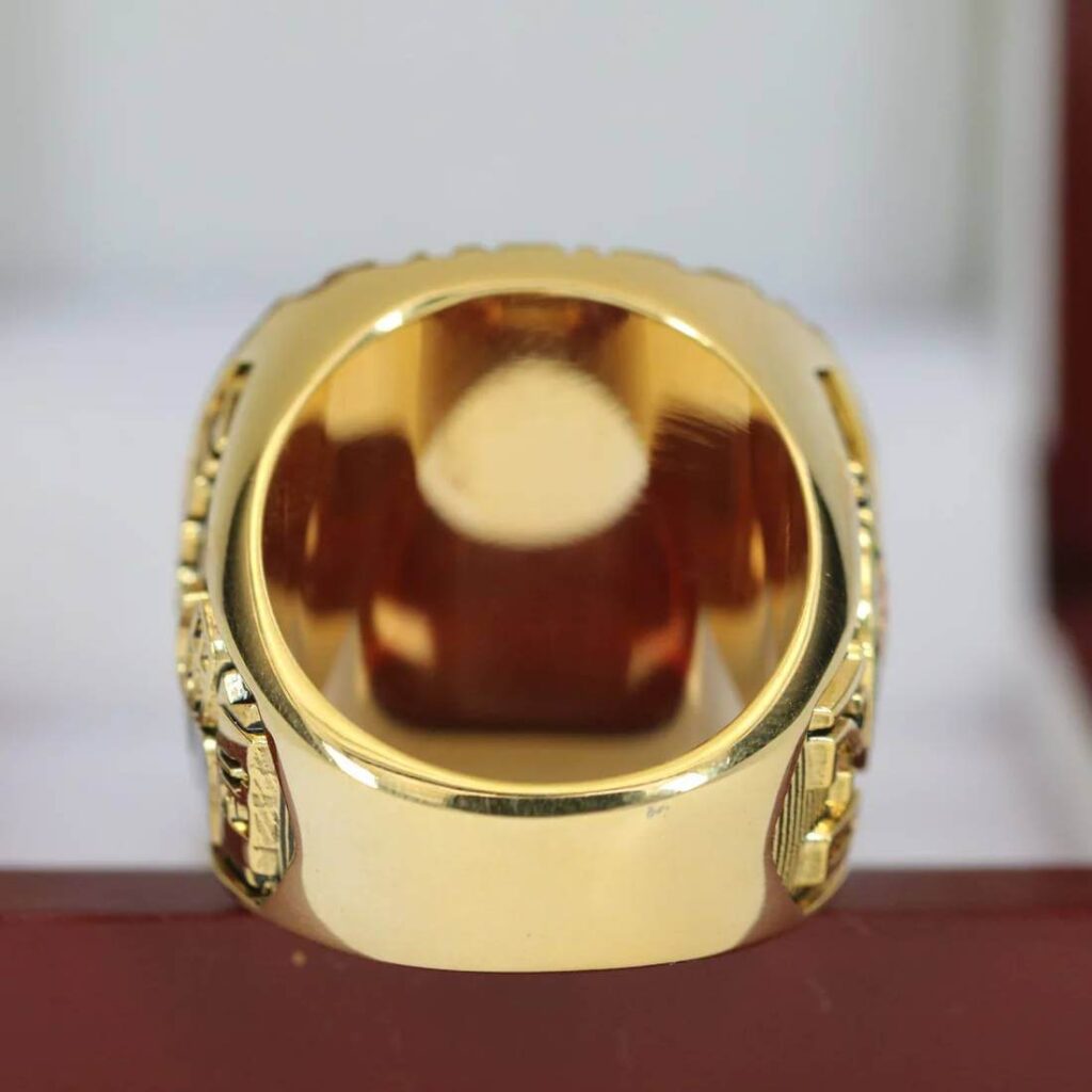 1997 Michigan Wolverines National championship ring replica with custom ...